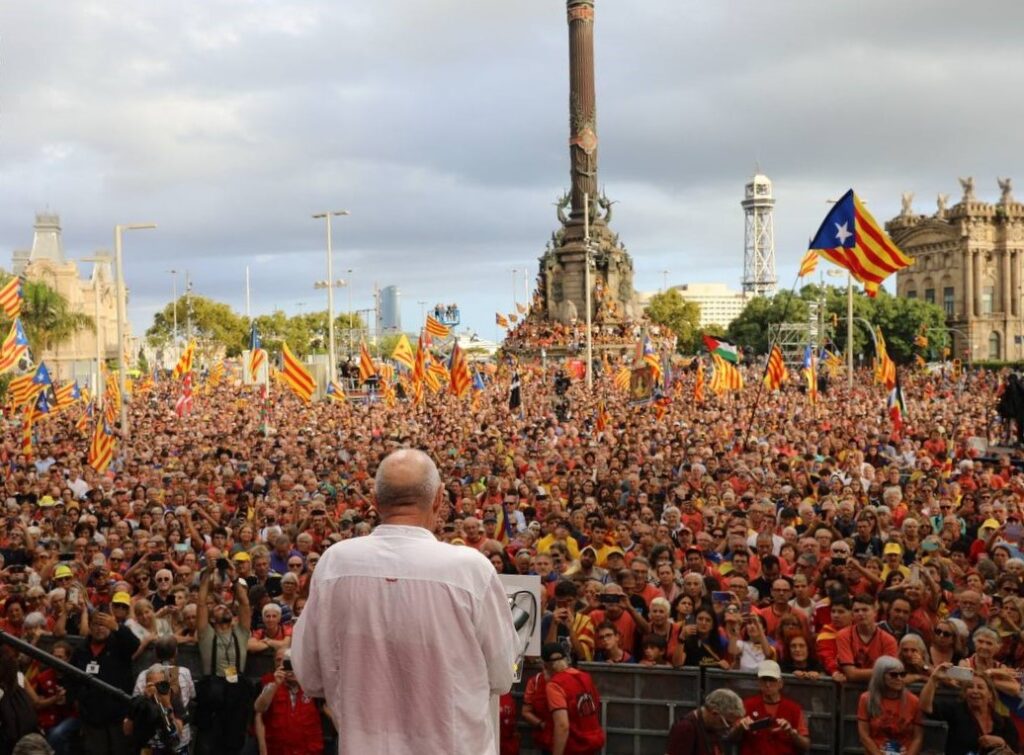 A hundred thousand marchers fill the streets of Catalan cities in a ...